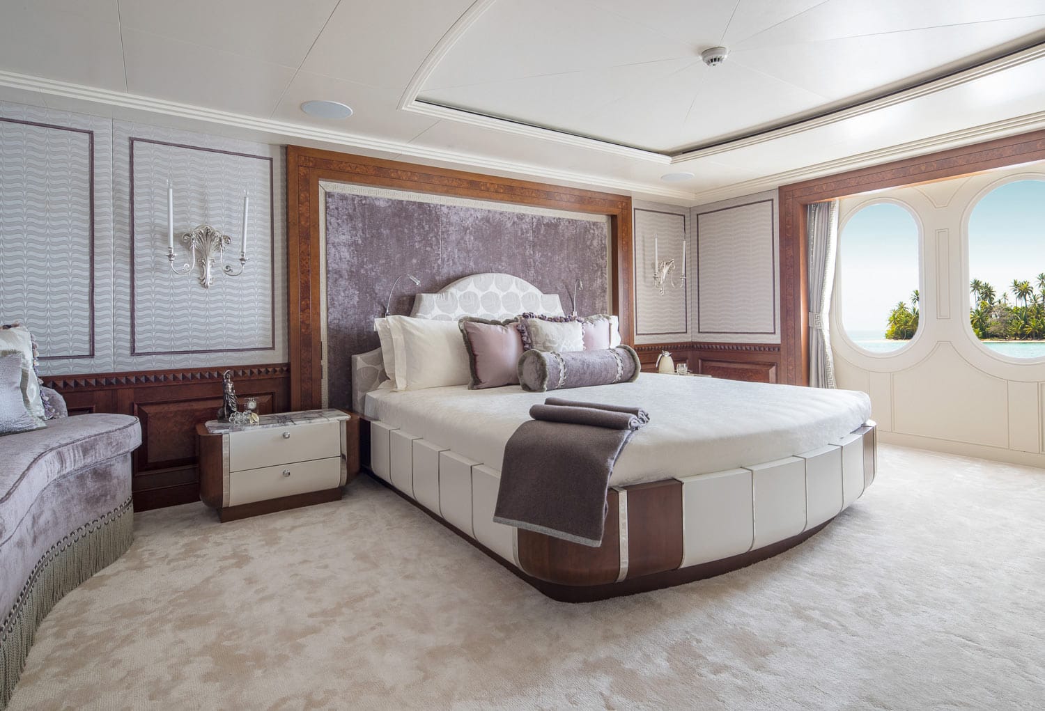 Vip Cabin Image Gallery – Luxury Yacht Browser | by CHARTERWORLD ...